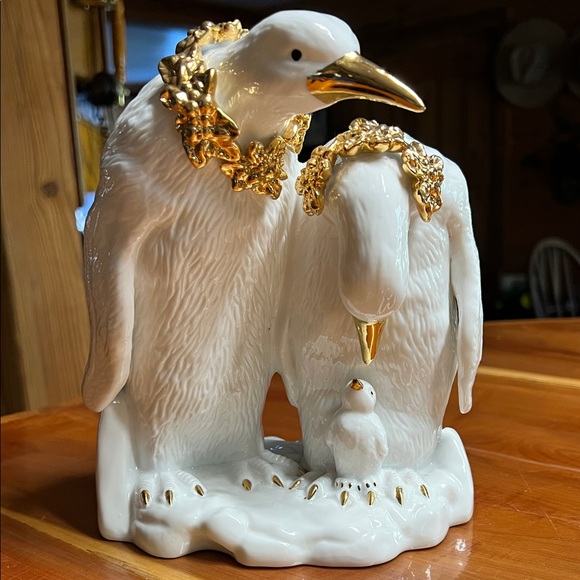 Holiday | Vintage Porcelain Penguin Family Figurine Winter Wonderland ...